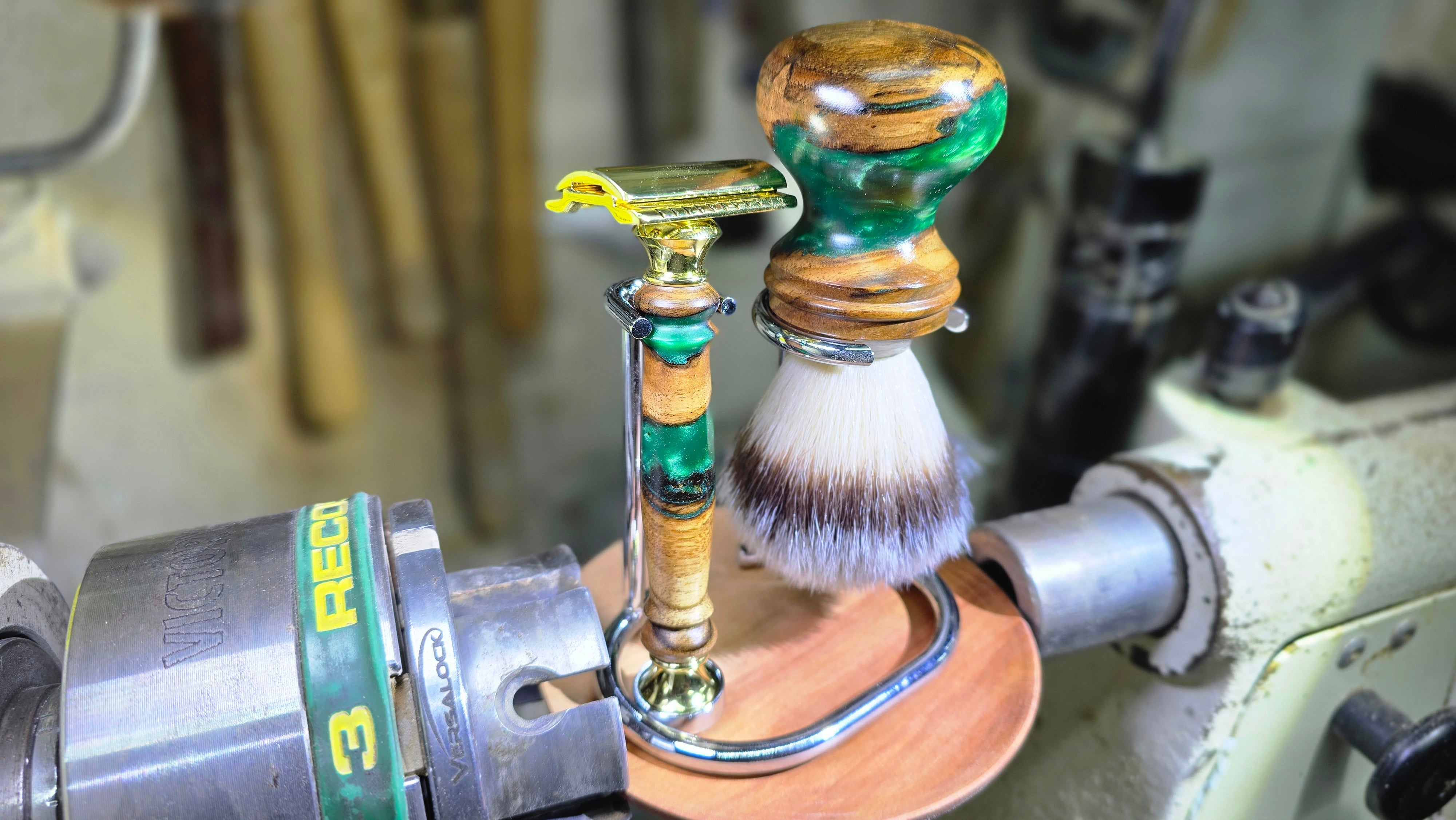 Handcrafted Walnut & Epoxy Resin Shaving Set – Luxury Wet Shaving Kit ...